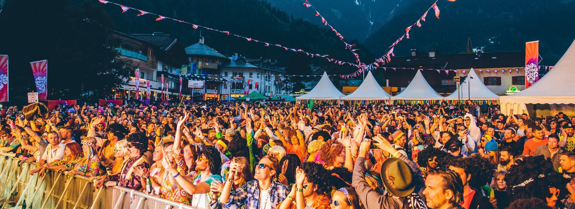 Après-Ski Hotspots in the Austrian Alps: Where to Party After a Day on ...